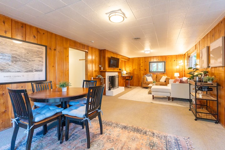 Cozy Northwest Daylight Rambler - Shoreline, WA