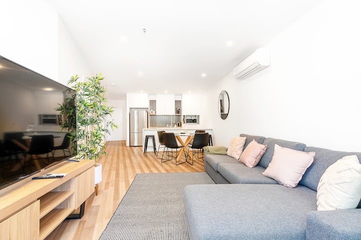 Gungahlin Oasis: Pool, Pizza Oven+private Balcony - National Folk Festival, Gungahlin