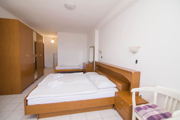 B&b U Blizini Uvale Sv. Martina A - Lussinpiccolo