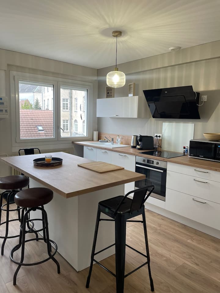 2 Chambres • Centre-historique - Bourges