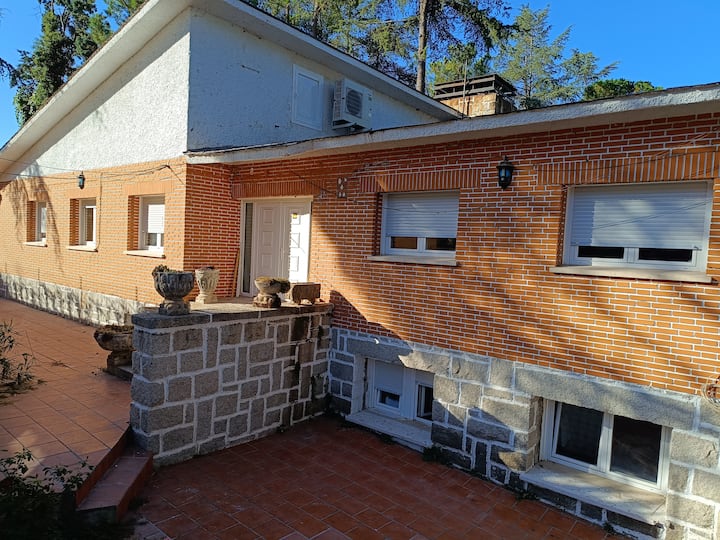 Hogar Con Luz Espacioso E Intimo - Tres Cantos