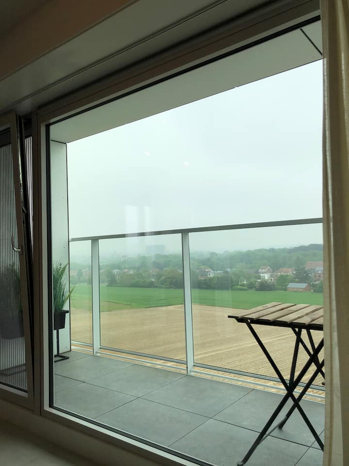 Private Studio With Amazing View - Louvain