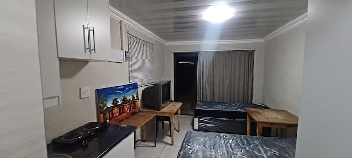 Bachelor Perfect For Travellers - Vereeniging