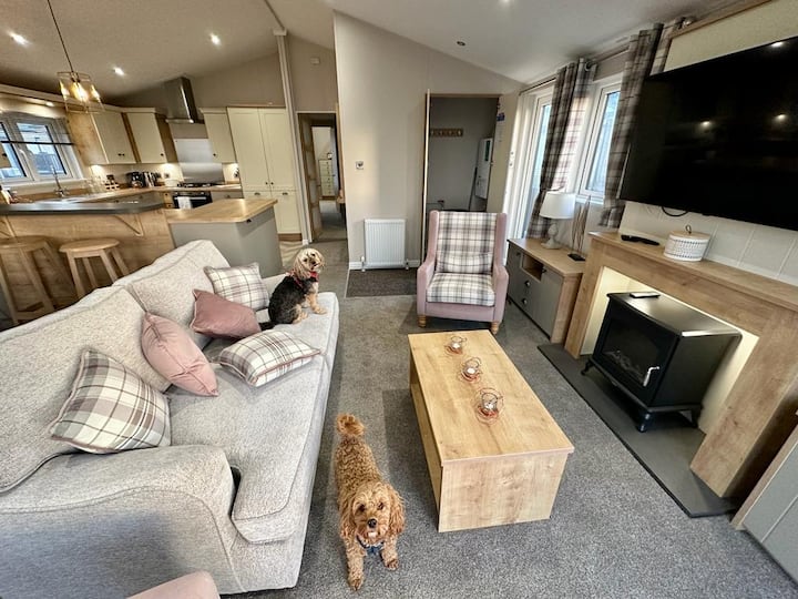 Country View Luxury Lodge - Newquay