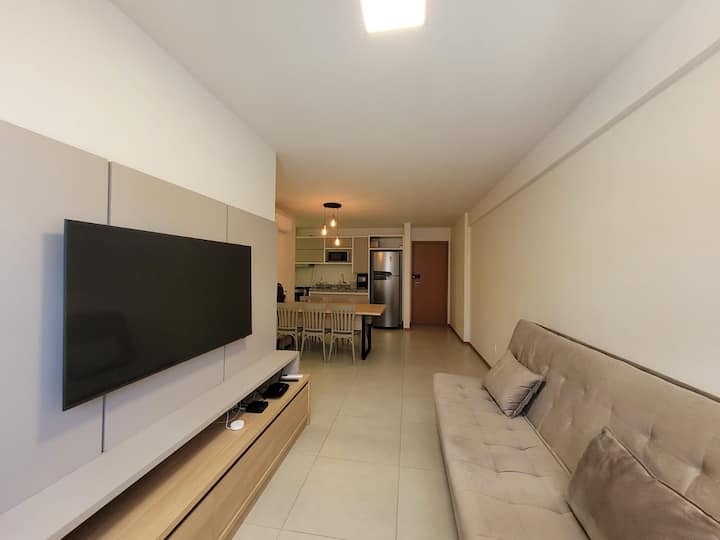Apto Três Quartos/ Academia/  Piscina/ 2 Garagens - Maceió