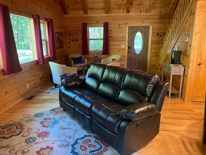 Cardinal Cabin At Aspen Ridge - New Plymouth, OH