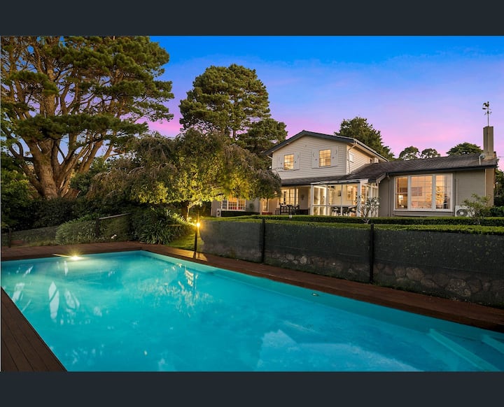 Sale *Magical Farm Estate With Poolhouse & Hot Tub - Robertson