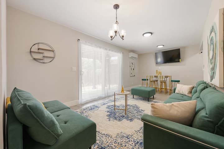 @Sdsu Modern 4bed/1bath Downstairs Unit+hottub - San Diego, CA