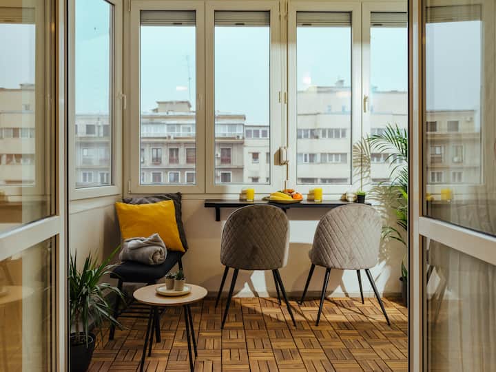 Wonder - Old Town Centre - Boekarest