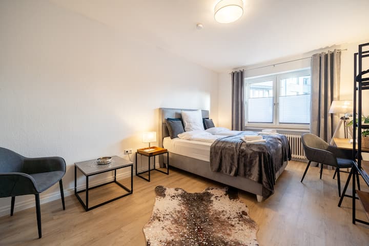 Wagner: City Apartment With Netflix - Bielefeld