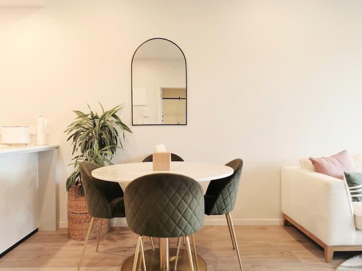 Albany Centre - The Best Location - Free Carpark - Auckland