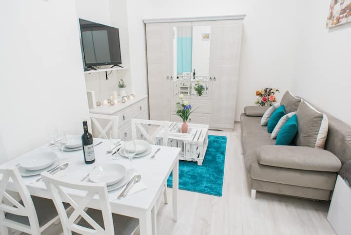 Vintage Apartment In The Center - Budapest