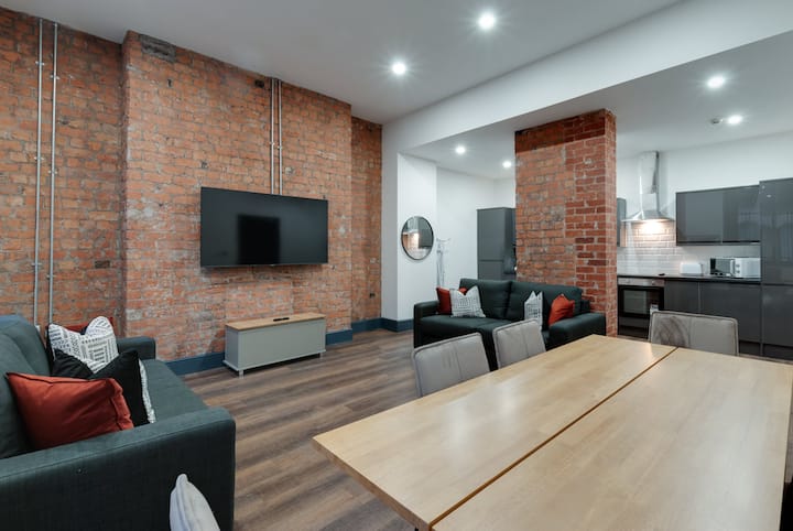 Two Bedroom City Center, Spacious Apartment 3 - Liverpool