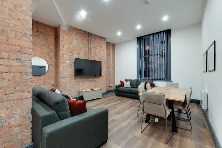City Centre, Two Bedroom Spacious Apartment 4 - Liverpool