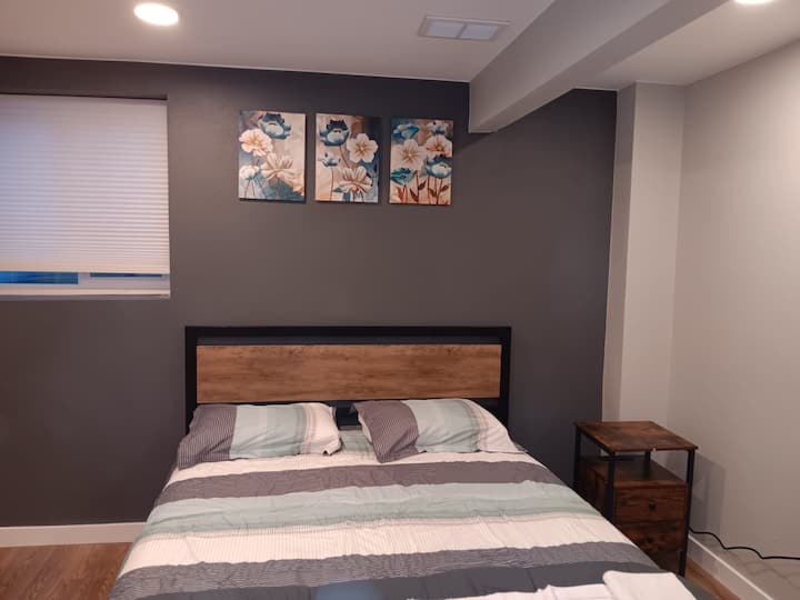 20min To Downtown - Basement Queen Bed Shared Bath - Thornton, CO
