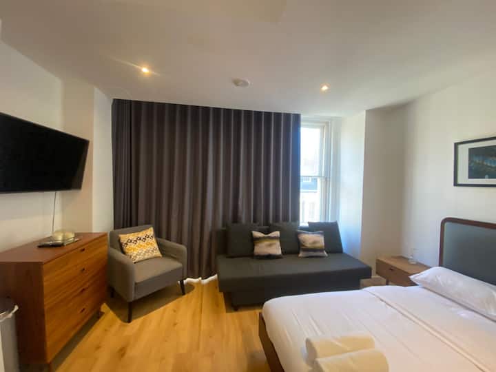 Stylish Sleep6 Flat At Iconic Piccadillycircus Vr6 - London