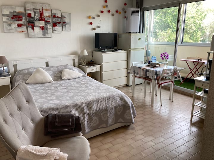 Studio Lumineux Avec Parking - Balaruc-les-Bains