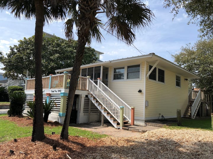Sweet Tea - Folly Beach, SC