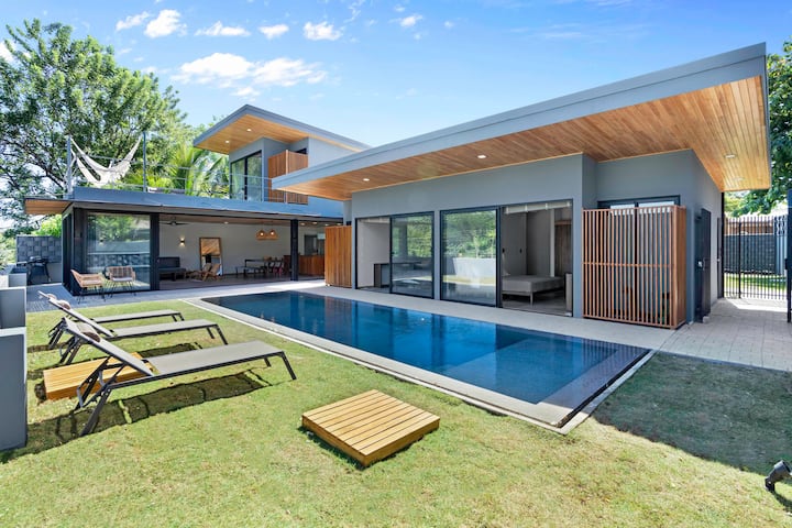 Chic 3br Villa W/private Pool – Steps Fm The Beach - Tamarindo