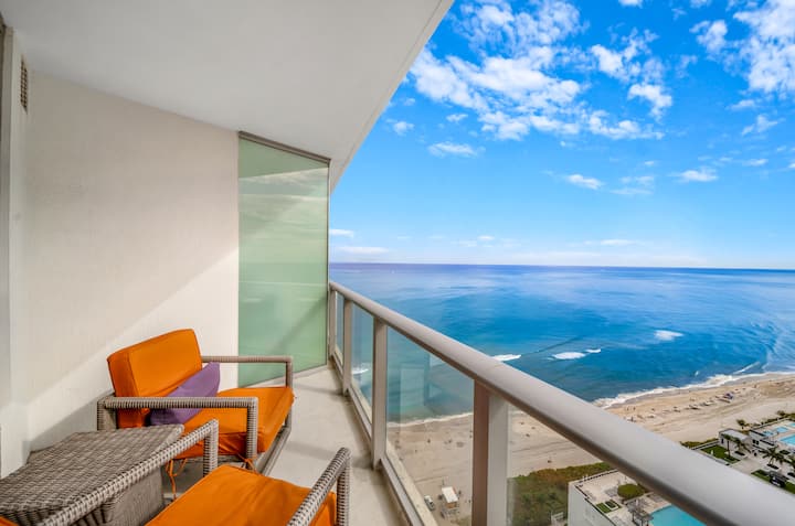 Miami Amazing Apartment Ocean Front - Hollywood, FL