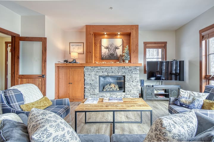 Mountain View Home W/ Hot Tub, Steps To Casino - Mont-Tremblant
