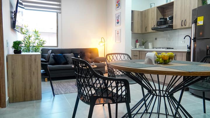 Modern 2br Suite | Ac + 5g Wifi | 5min To Poblado - Medellin, Antioquia, Colombia