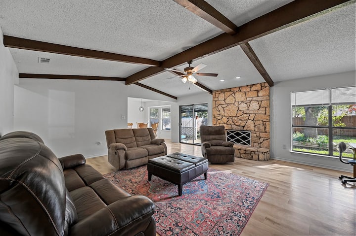 Comfy Home In South Arlington - Arlington, TX