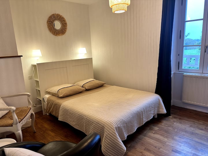 Appartement Rénové Centre-ville - Dol-de-Bretagne