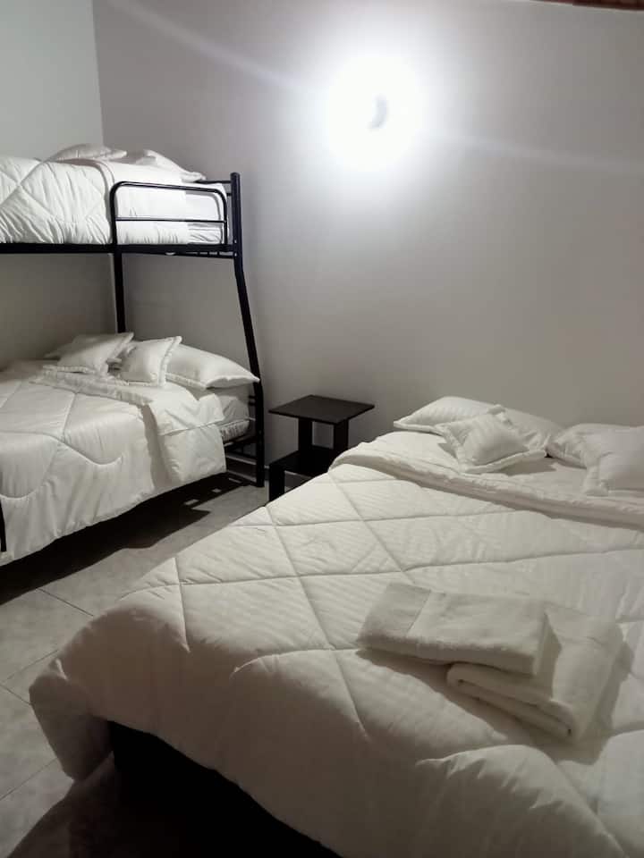 Casa Familiar Almagor Casa Completa - Bogotá