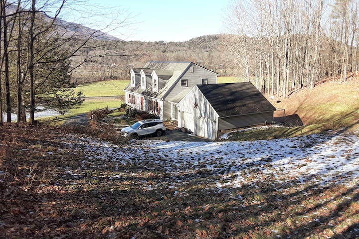 Spacious Mountain Home - Claremont, NH