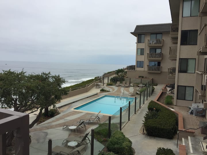 Townhouse In Del Mar Beach Club - Encinitas, CA