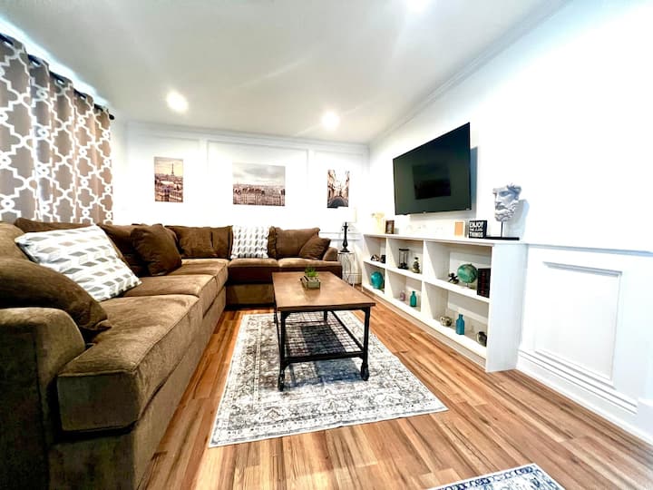Small And Cozy Home In Layton - Carousel, Farmington