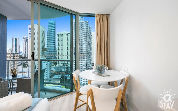Legends Resort - Deluxe Twin Room- Q Stay - Surfers Paradise