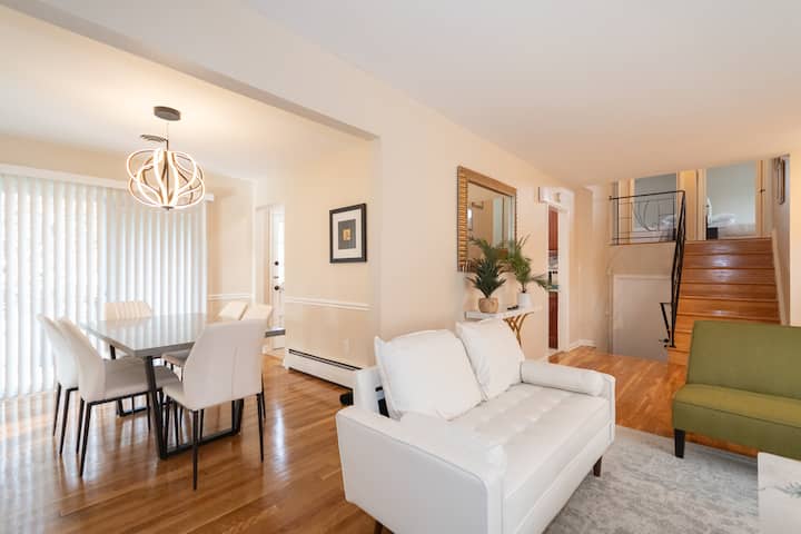 Home In Dmv - Takoma Park, MD