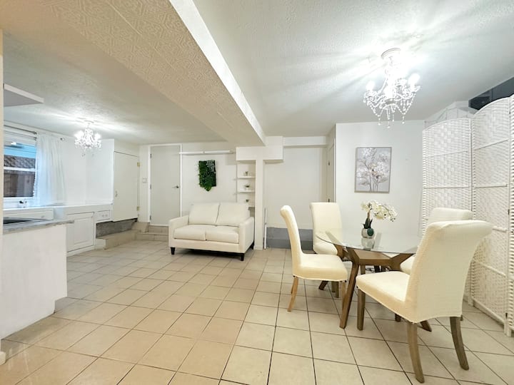 Nice Rm (B)-walk To Restaurants Bart - Oakland, CA