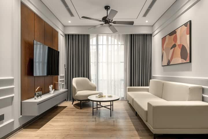 Widely Windows @Home *Otis Apt 90m2 With 2brs* - Hanoï