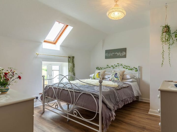 Owl Cottage At Tangled Bank Holidays - South Molton