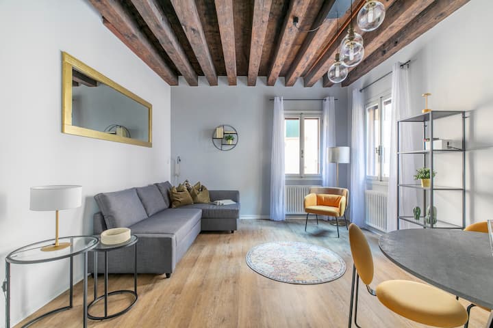 Casa De' Ferrari 1 By Welc(h)ome - Treviso, Italia