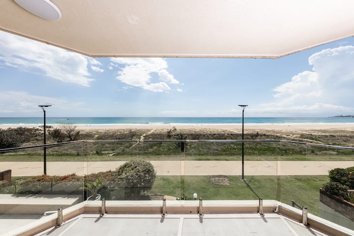 Breathe By Bilinga Beach - 