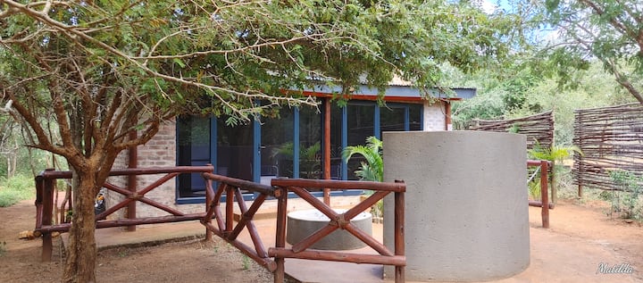 Arendsnes
Little Bush Cottage - Marloth Park