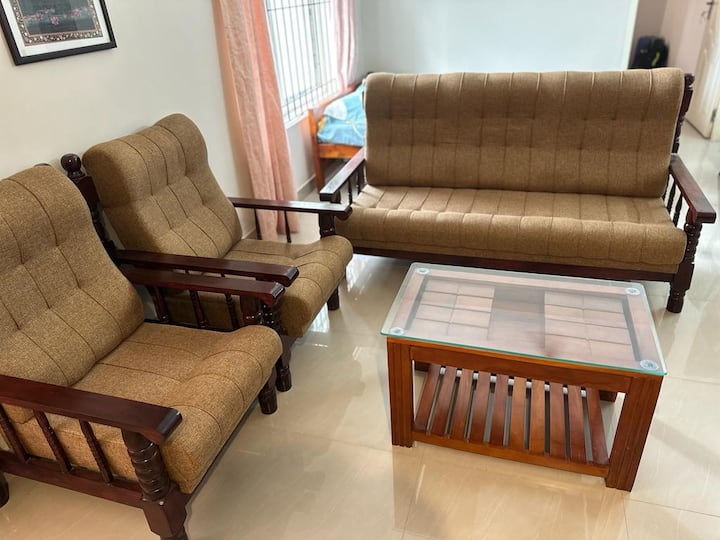Soorya Madhavam Apartment Guruvayur - Temple 200m - Guruvayur