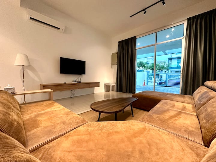 Bnb Luxe Homestay @ Rawang (Pool, 18 Pax) - Selangor
