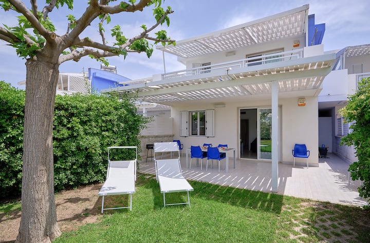 Maestrale, Casa Vacanze A 100 Mt Dalla Spiaggia - Marina di Ragusa