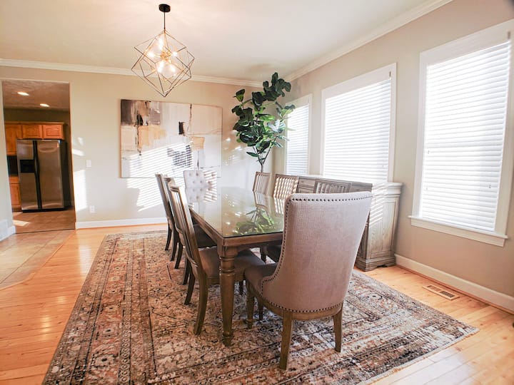 Private Sugarhouse Home+fully Fenced Yard+hot Tub! - Salt Lake City, UT