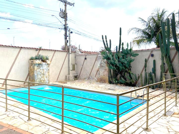 Casa 3 Quartos, Piscina, Wifi, Ar, Garagem. - Ribeirao Preto