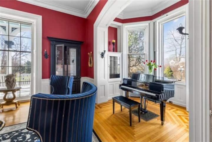 The Hamilton Hoppin Mansion | 9 Rooms - 18 Guests - Newport, RI
