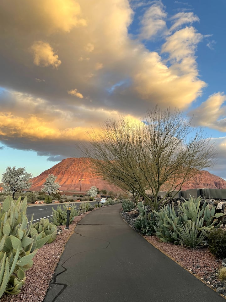Encanto Escape - Snow Canyon State Park, Ivins