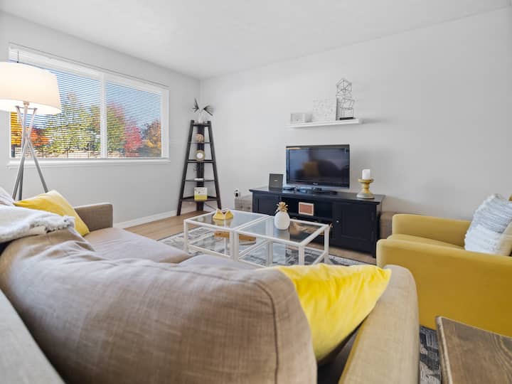 Charming 2br Valley Duplex - Spokane Valley, WA