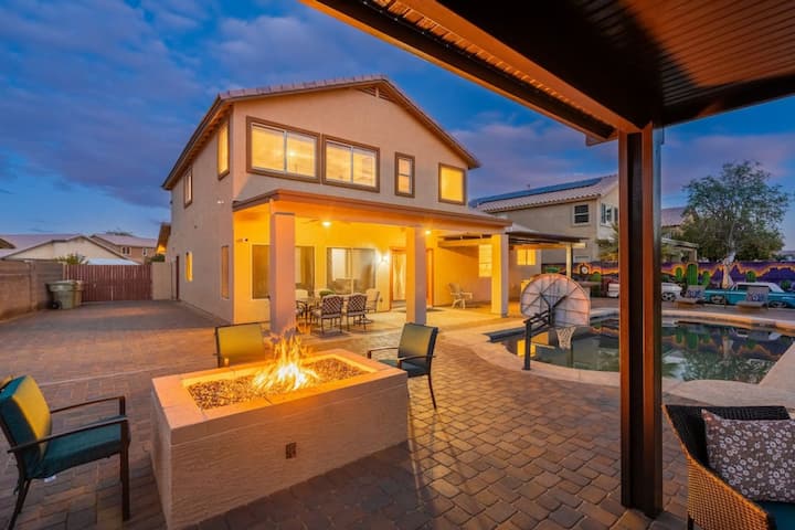 Glendale Getaway W/ Mural & Pool - 格蘭岱爾