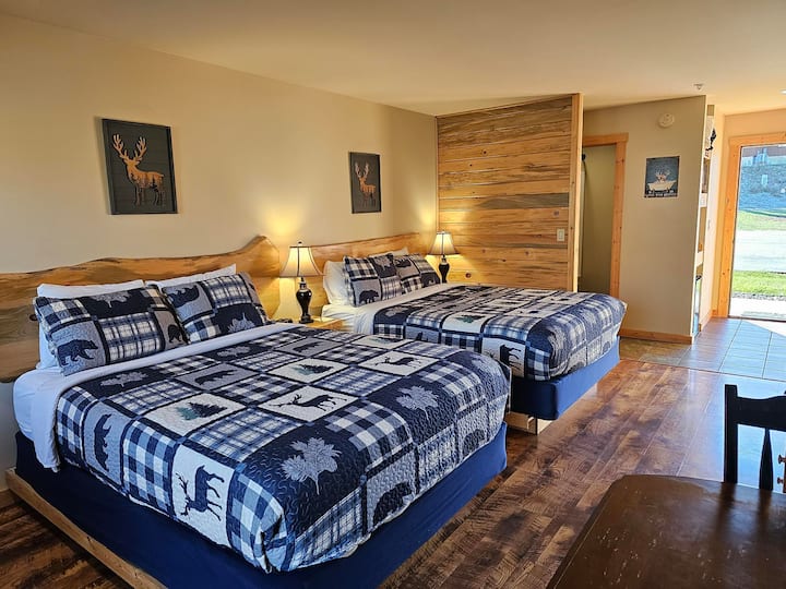 Double Queen Suite River Front - Winthrop, WA